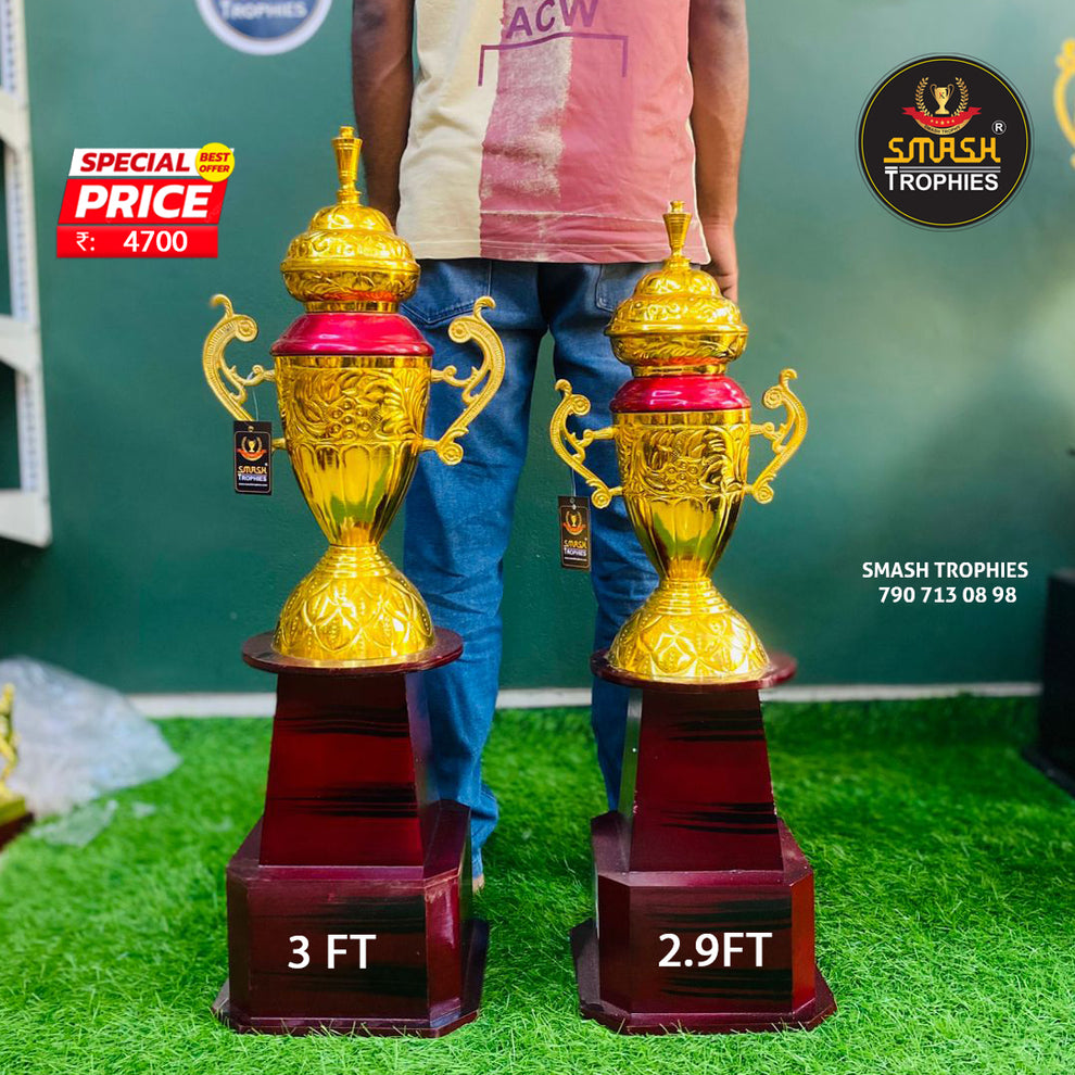 M STAR LM – SMASH TROPHIES